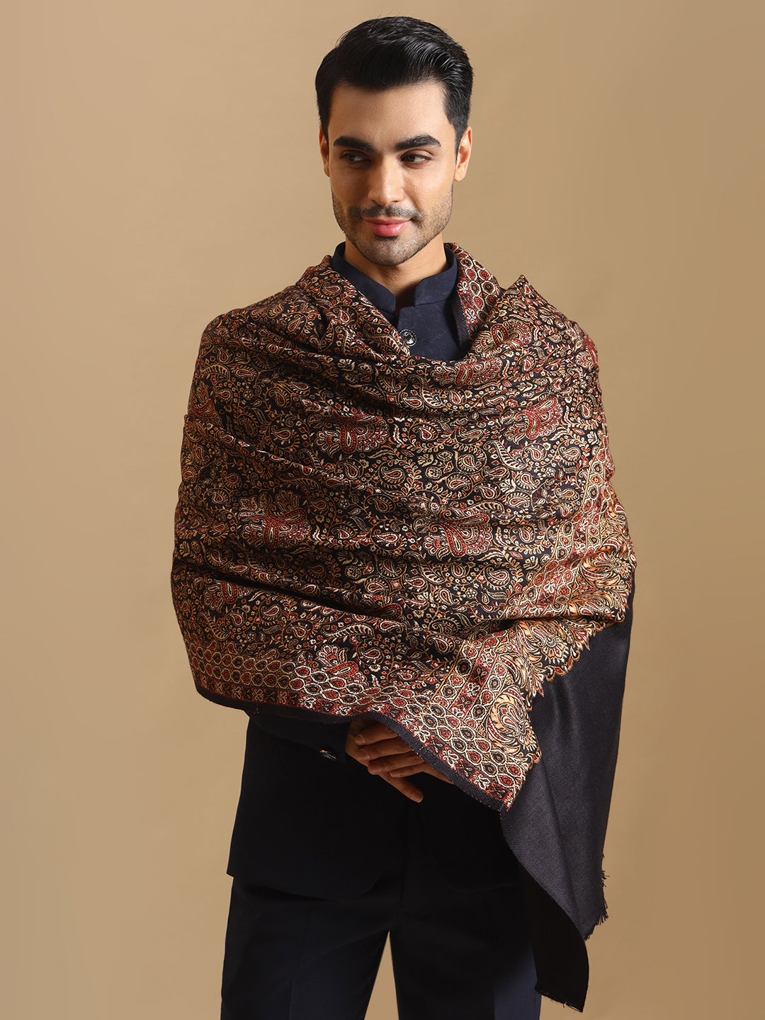 Woven Ethnic Jaal Pattern Shawl for Men | Black – zamour